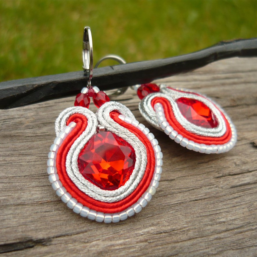 Soutache Náušnice Silver And Red Potvor Pomáhat Tvořit