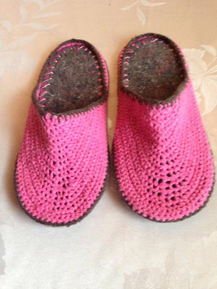 Háčkované papuče, cukle – Potvor - pomáhat tvořit