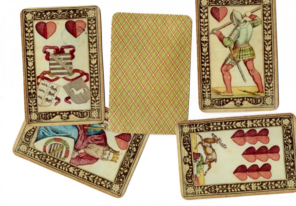 MARIÁŠKY - velké hrací nebo vykládací – Potvor - pomáhat tvořit