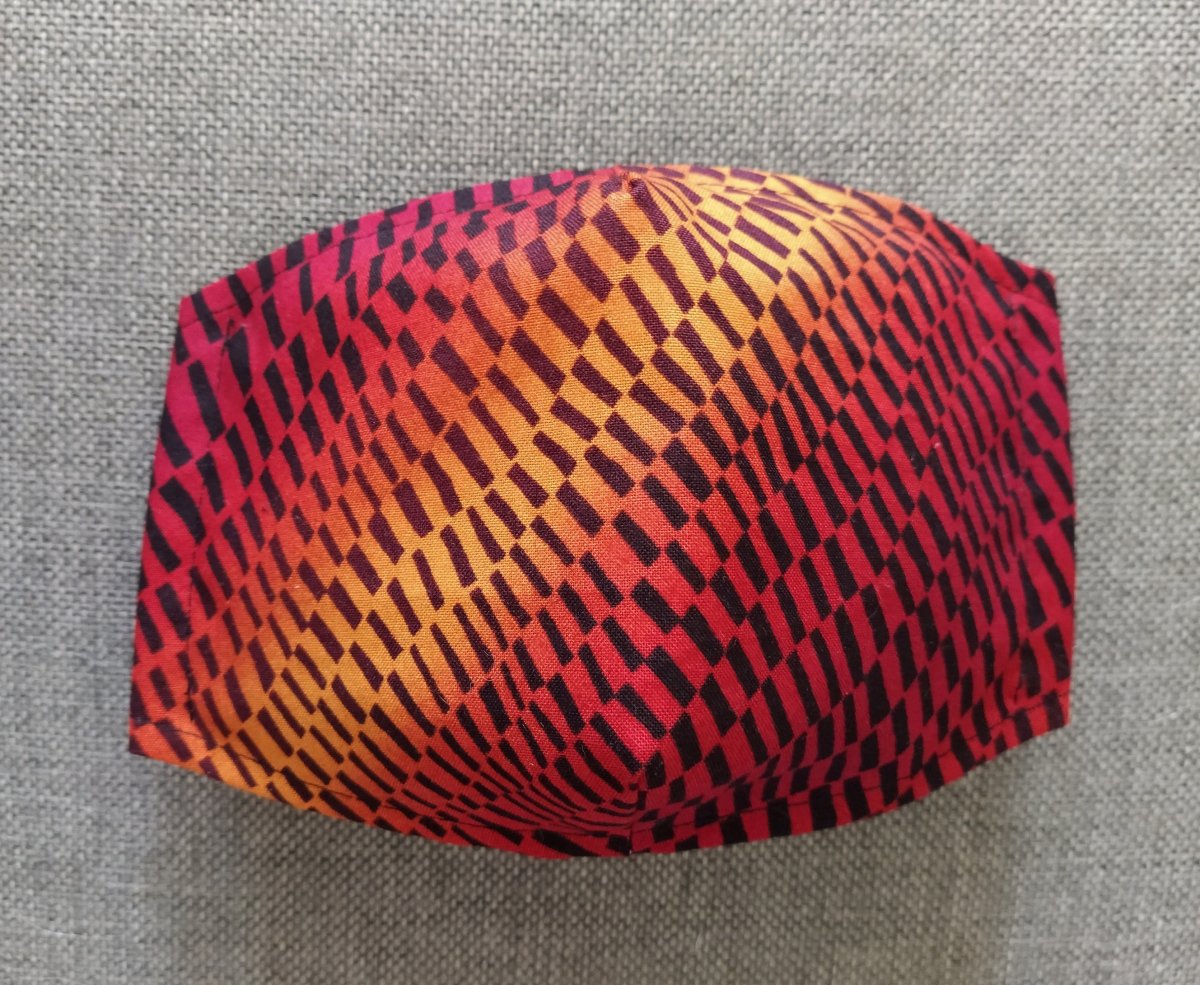 Rouška Designová Optický klam – Potvor - pomáhat tvořit