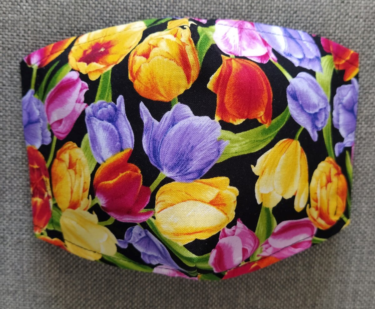 Rouška Designová Tulipány – Potvor - pomáhat tvořit