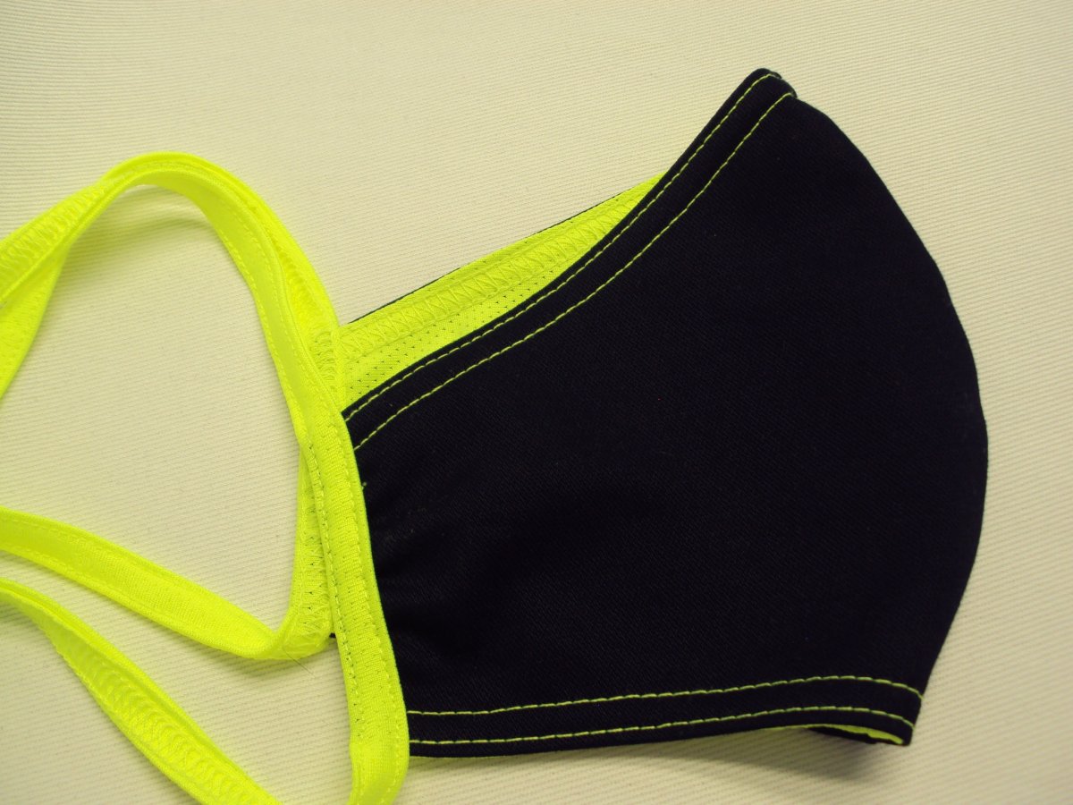 Rouška černá – Potvor - pomáhat tvořit