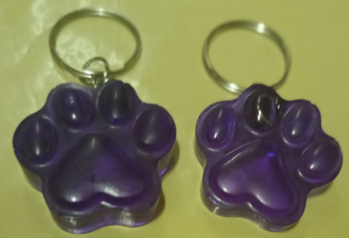 Klíčenky Psí tlapka – Potvor - pomáhat tvořit