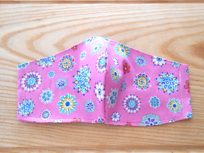 Rouška růžová s mandalami – Potvor - pomáhat tvořit